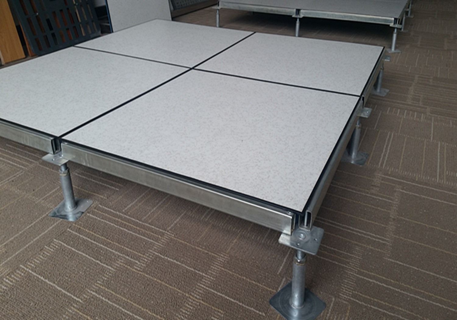 Raised Floor Raised Floor Info | Installing New Carpet